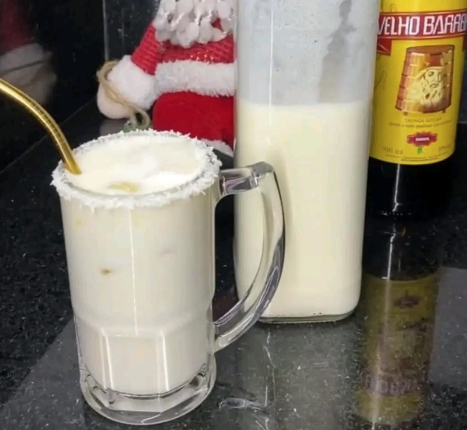 Batida de Coco Cremosa - Receitas Água na Boca